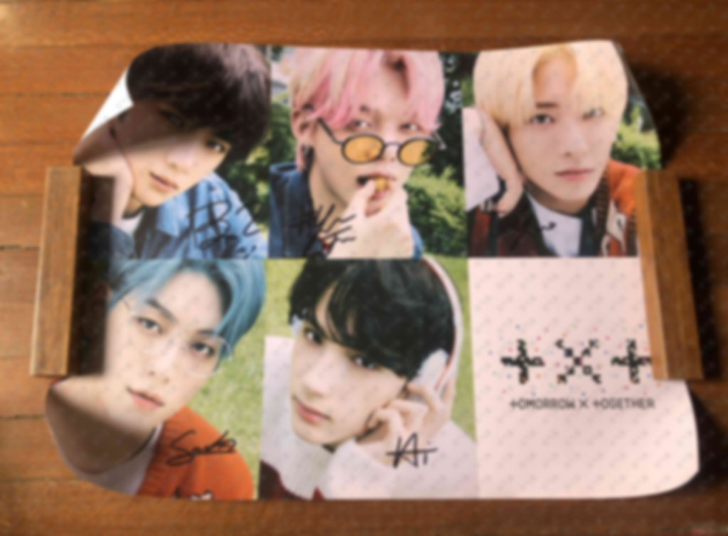 [AUTOGRAPHED] TXT Minisode1: BLUE HOUR Album Posters – TXT Universe